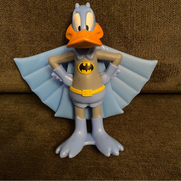 Toys | Burger King Warner Bros Dc Comics Daffy Duck As Batman Looney ...